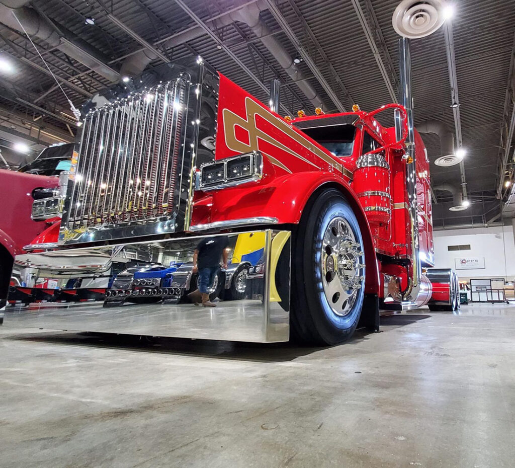 Peterbilt 388, 389, Bumper 95 length inches x 18-20-22 width inches ...